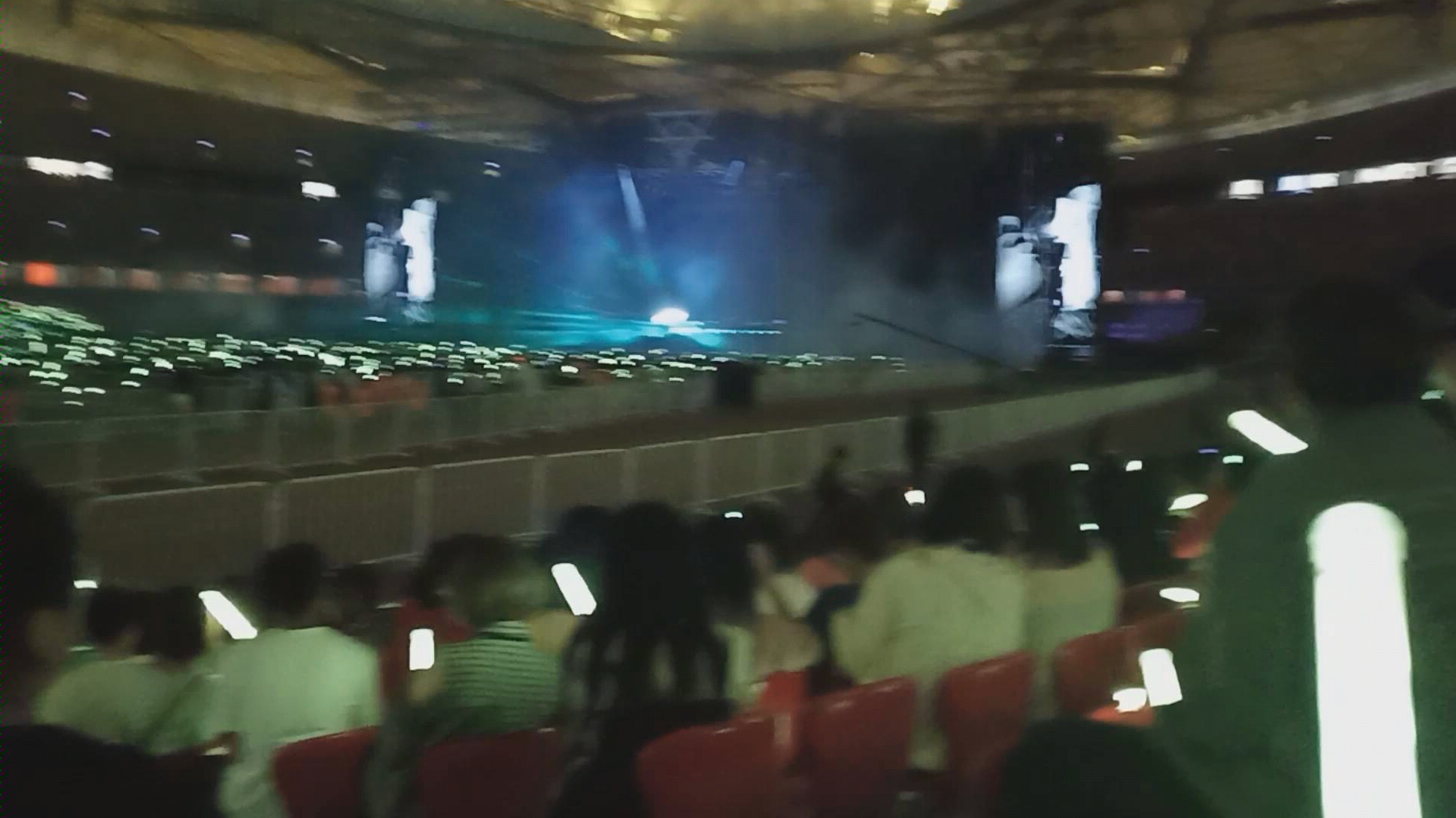 华晨宇9.9鸟巢个唱《癌》宝宝