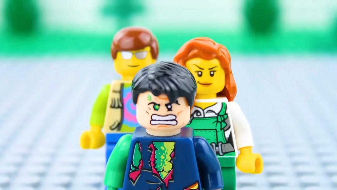 乐高定格动画:乐高人组装了一辆吊车,他把银行ATM机吊走了