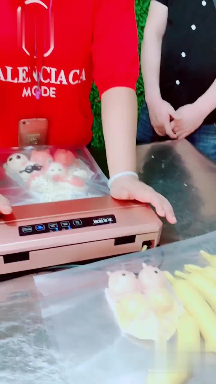 蛋糕店大姐毕业啦,给店里增加新项目,学成回家一定会让店里生意更火爆