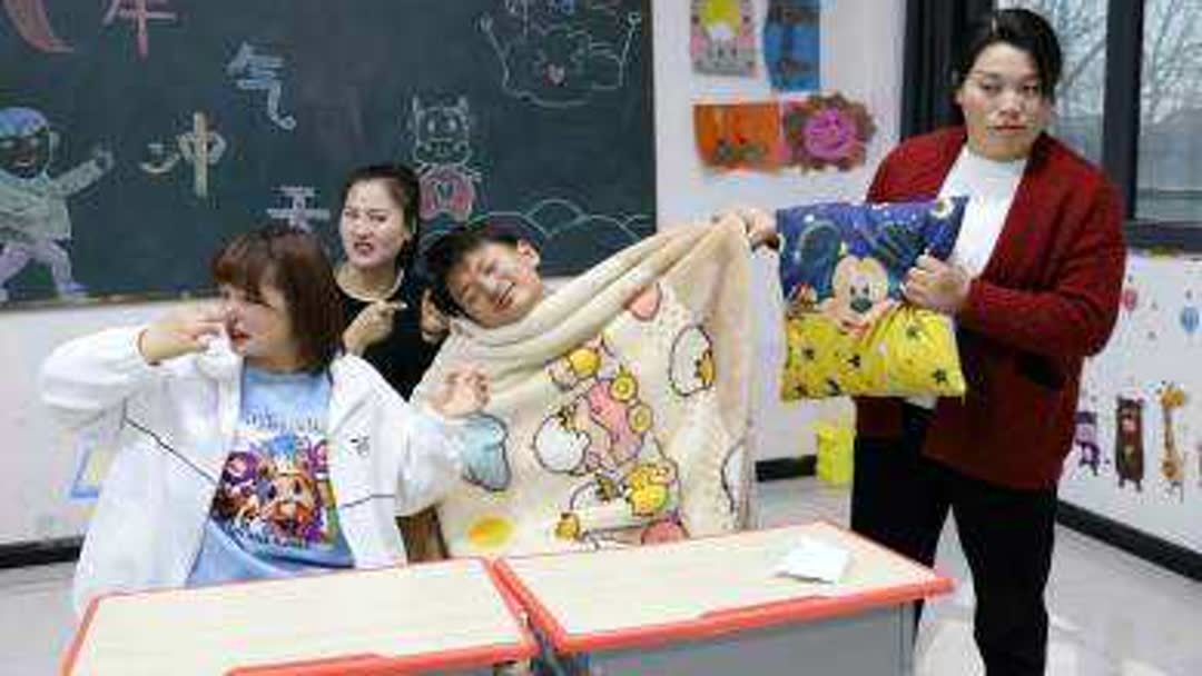 学校开家长会,教导主任一眼认出哪个是学渣家长,为什么呢?