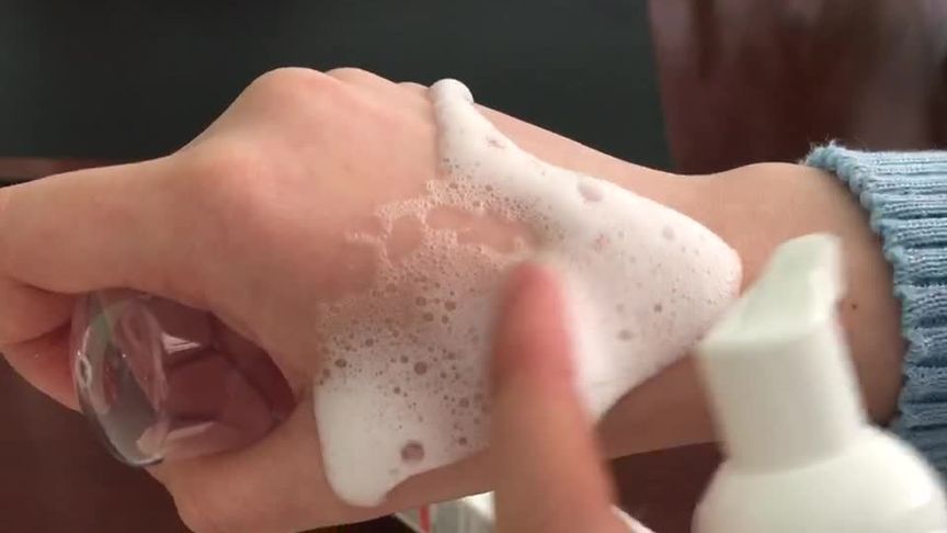 有孩子的家庭,必备免洗洗手液,小巧方便,随时随地给宝宝洗手