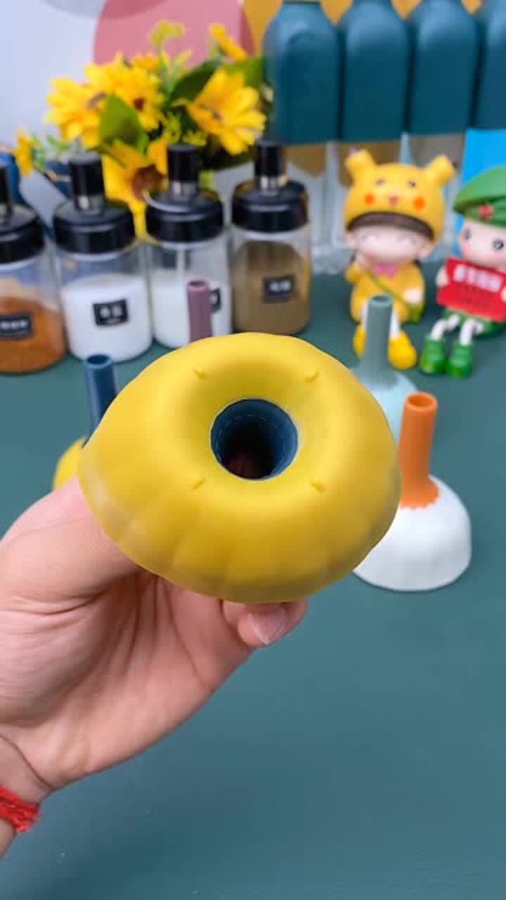 家家必备的小东西自带过滤盖的小漏斗亲测好用