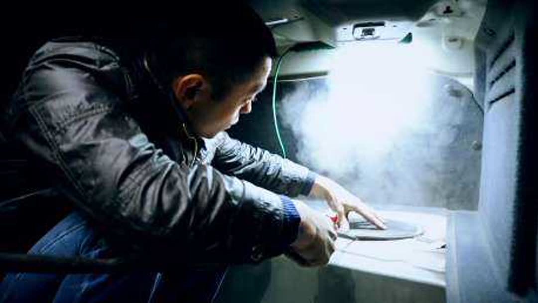 车子启动困难,打火时车身抖动,这是什么原因