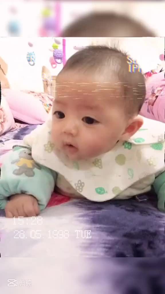 有多少人是从这里开始关注果果的.
