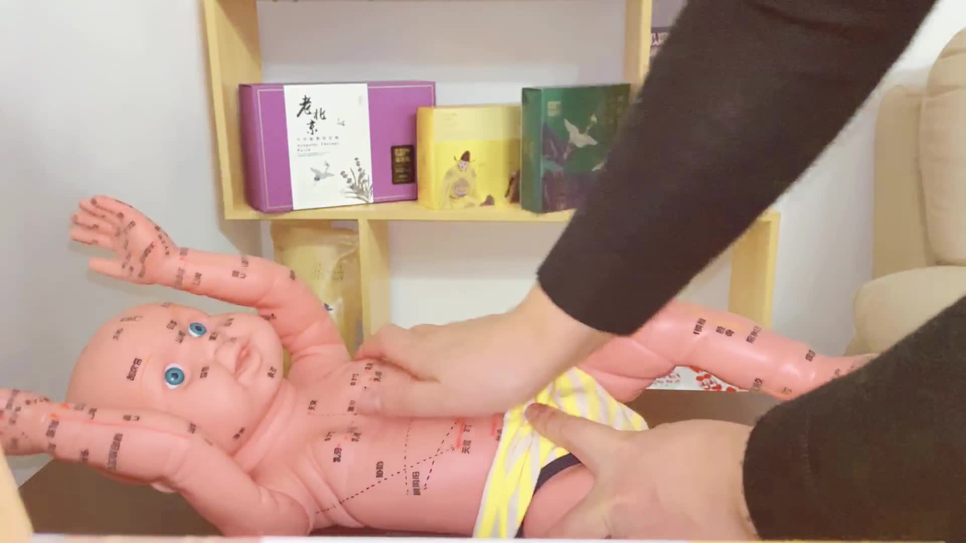 小儿推拿调理顾客家小朋友肝火旺脾胃不好抽动症手法视频教学#儿童...