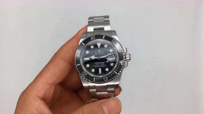 男士,男生出席各种场合,佩戴劳力士男表,演绎了什么是真正气场