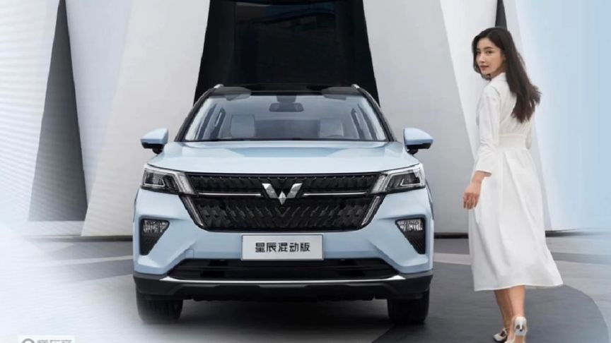 10万混动王,本田xrv低配价格就可以拿到五菱星辰混动