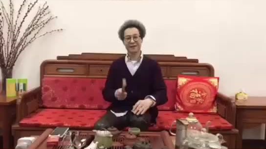 ...让我们一起抗击疫情!同志们,宅在家里闷坏了吧?来吧让我们艺起行动...
