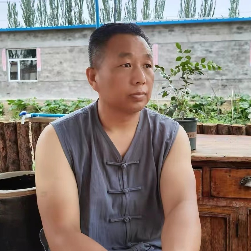 佳林在农村