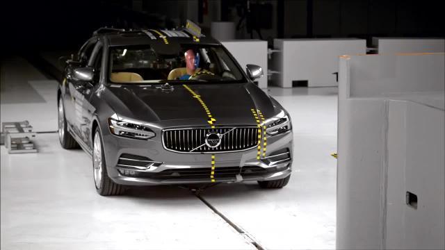 沃尔沃Volvo S90 驾驶侧 25%小截面 碰撞测试