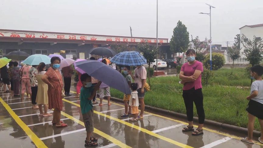 #核酸检测 领号做核酸这回谁也不能乱插队了