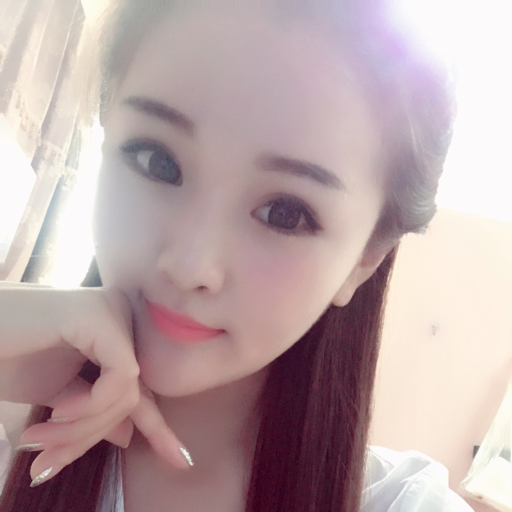 平行进口汽车小姑娘 