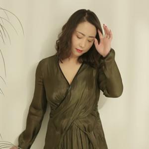 四小姐手势舞 