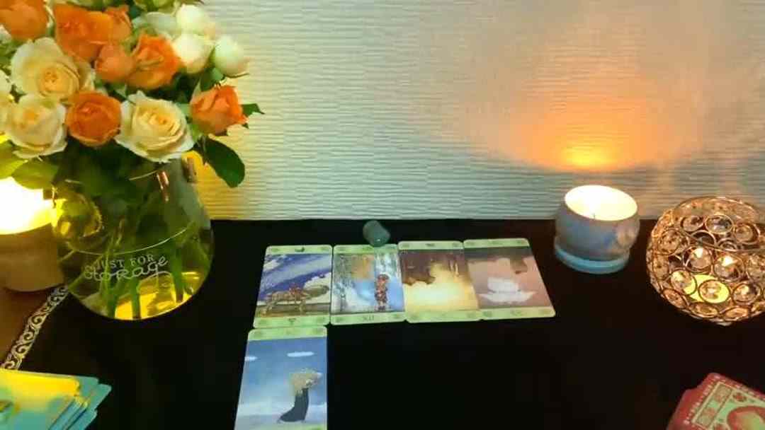 塔罗占卜:想着Ta的名字,看看Ta对你的想法是什么吧?第二部