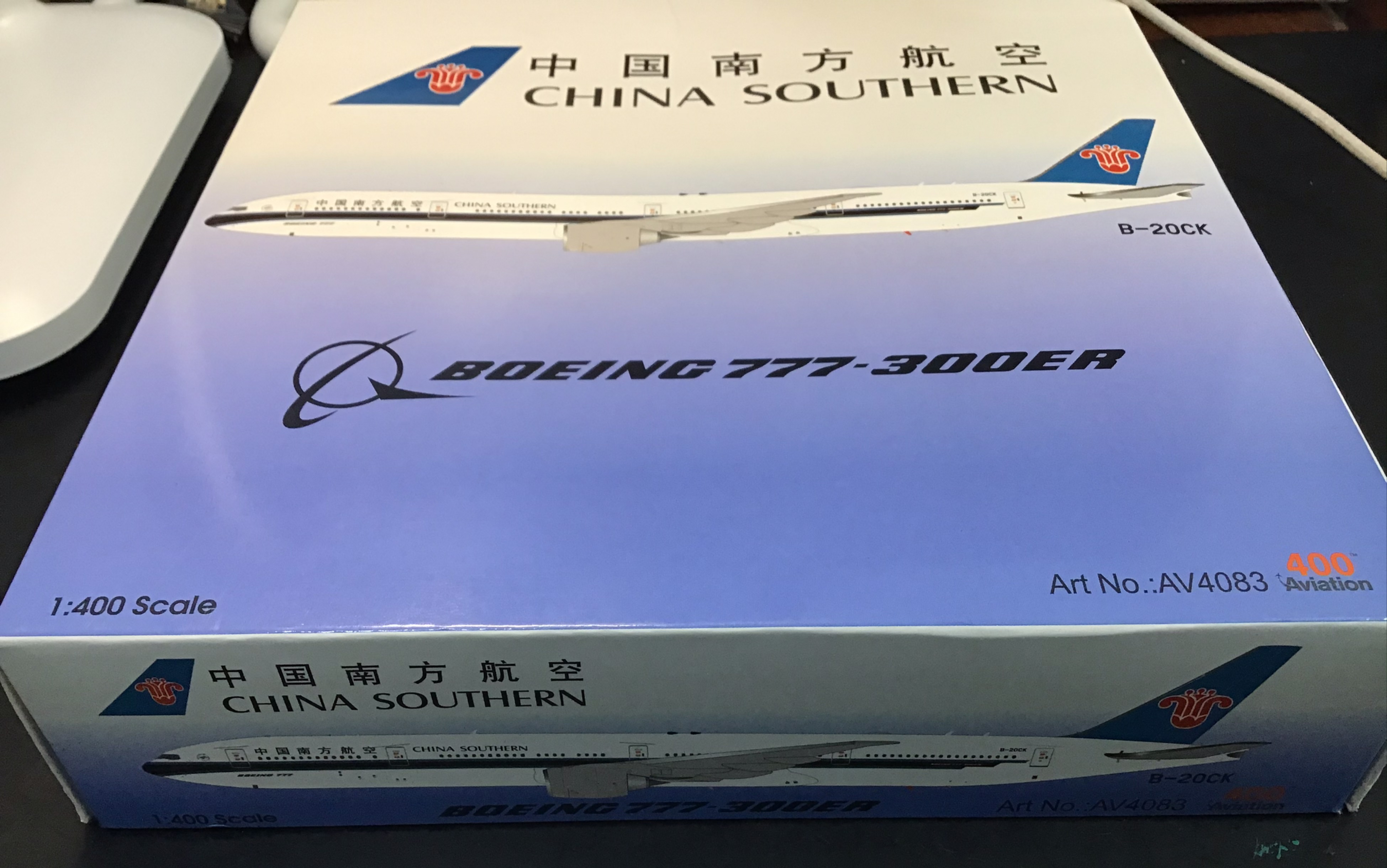 垃圾定格动画:开箱aviation中国南方航空波音777-300er模型