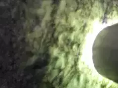 沉睡亿年的翡翠原石一刀切开到底是涨了还是垮了