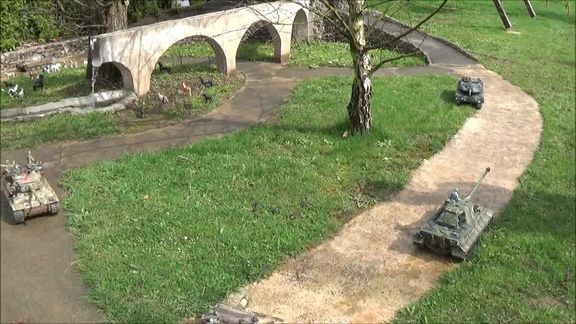 仿真坦克模型,这样的场地,这么精致的坦克,真能玩一整天!