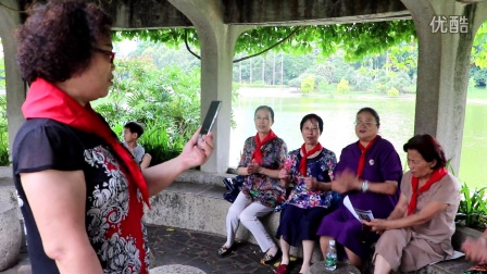 表演让我们荡起双桨