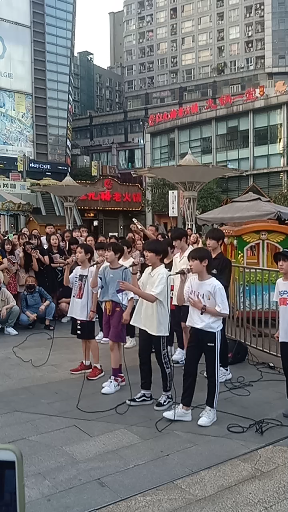 【TF家族】三代817重庆路演
