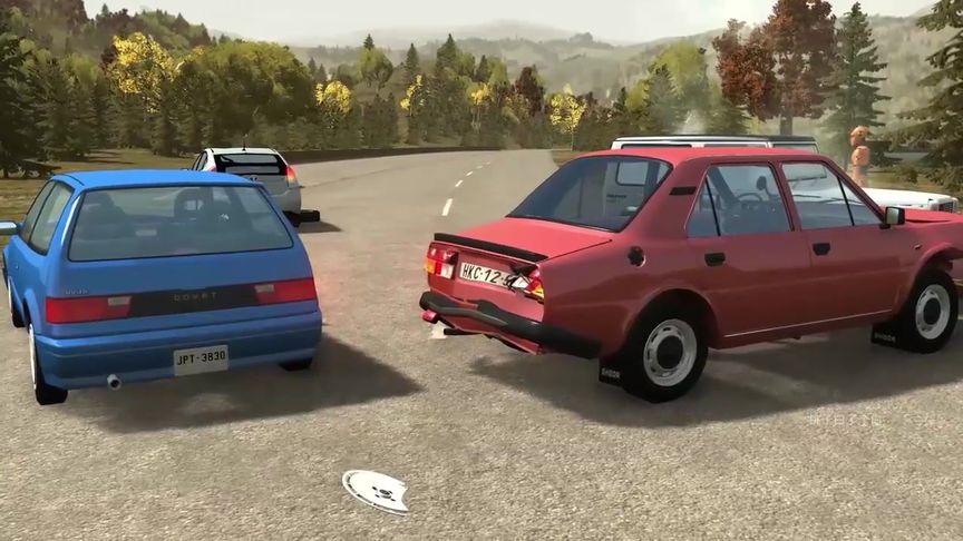 危险的急停刹车 小车挤成一堆废铁 拟真车祸模拟