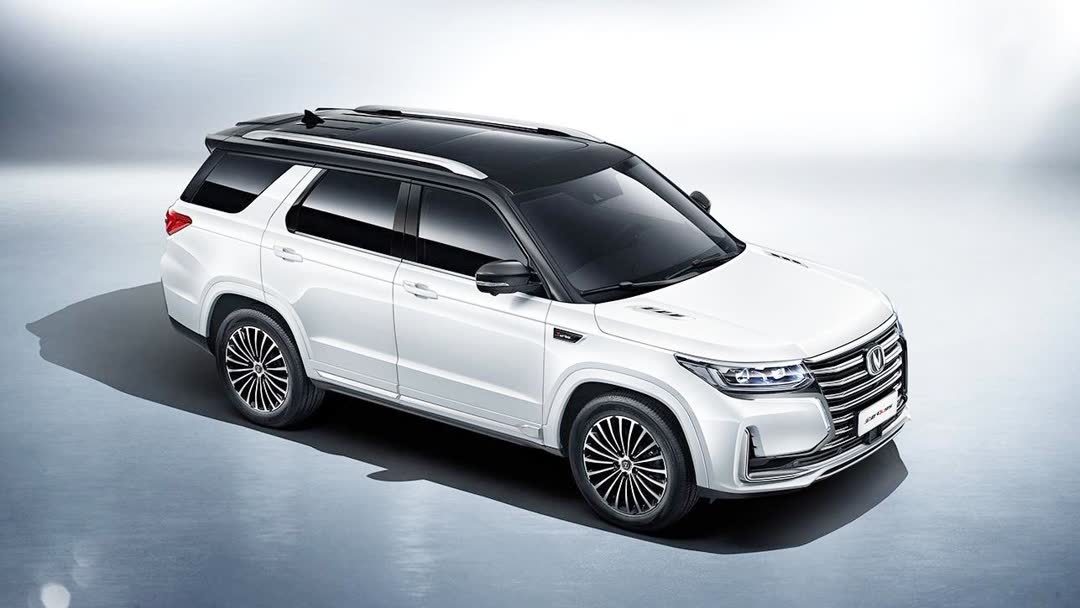 长安终于抓住精髓,这款车长得像40万,实际却只要15万起!真实惠