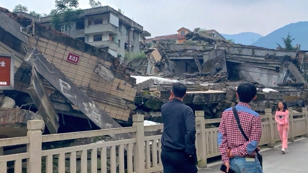 四川512汶川大地震,现场实拍地震后的老北川县城,触目惊心!