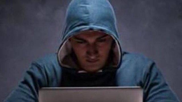 .b>世界上5大最厉害的黑客,10秒钟破解你家的WiFi密码