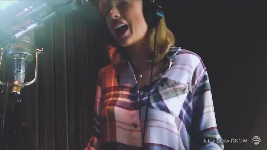 霉霉《Don't Blame Me》30秒制作花絮释出,霉女认真录歌的样子