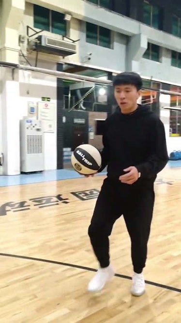 实战快速增加投篮稳定性,搞乐