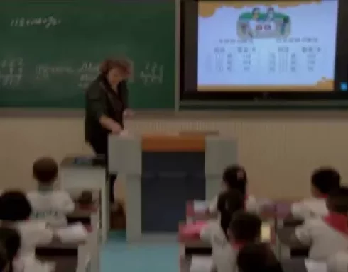 北师大版三年级小学数学上册三加与减捐书活动-王老师(配课件教案)