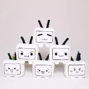 不是你的小酥饼 