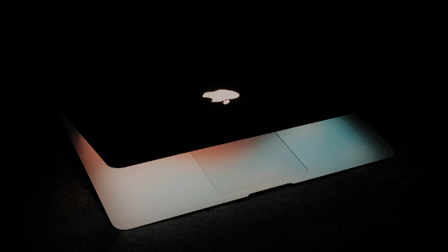 3年前的MacBook Air现在还能干啥?屏幕和键盘是槽点