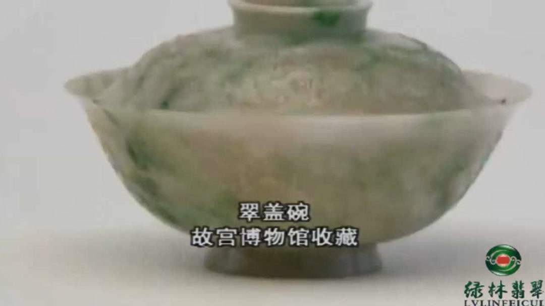 高价购买的翡翠原石,一刀切出冰春带彩,暴涨几倍价值过亿之上