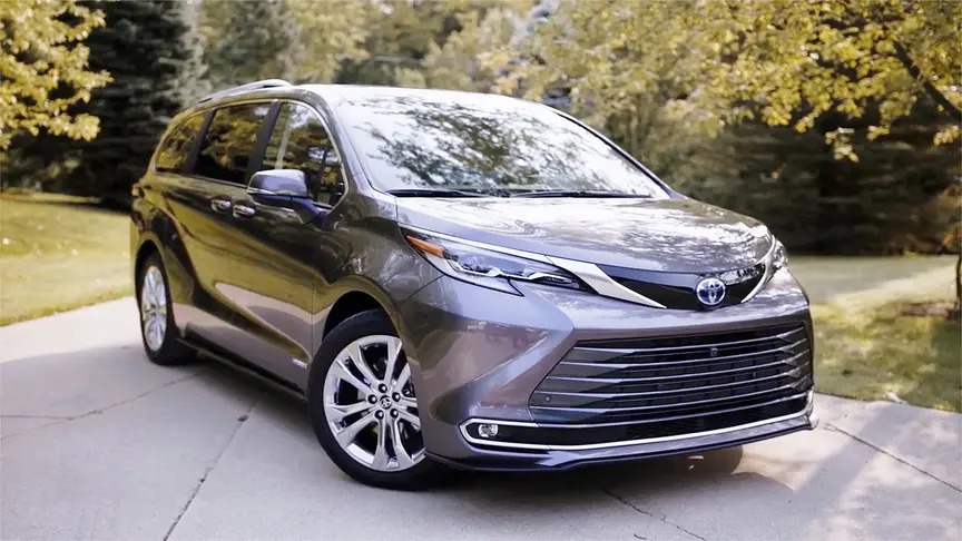 终于见到实车了,丰田塞纳,颜值高空间大