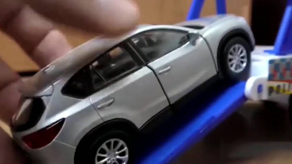 汽车运输大卡车轿运车玩具模型,太有趣了,开发宝宝想象力!