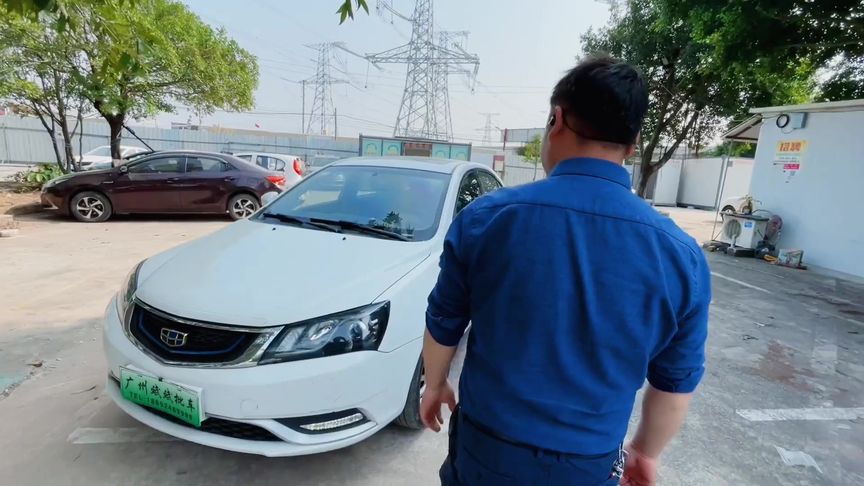 #油电混动 #吉利帝豪 #二手车 17年12月上牌