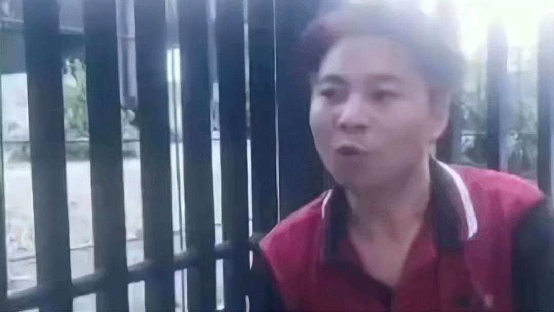 现在的学校与小时候自己的学校不一样了