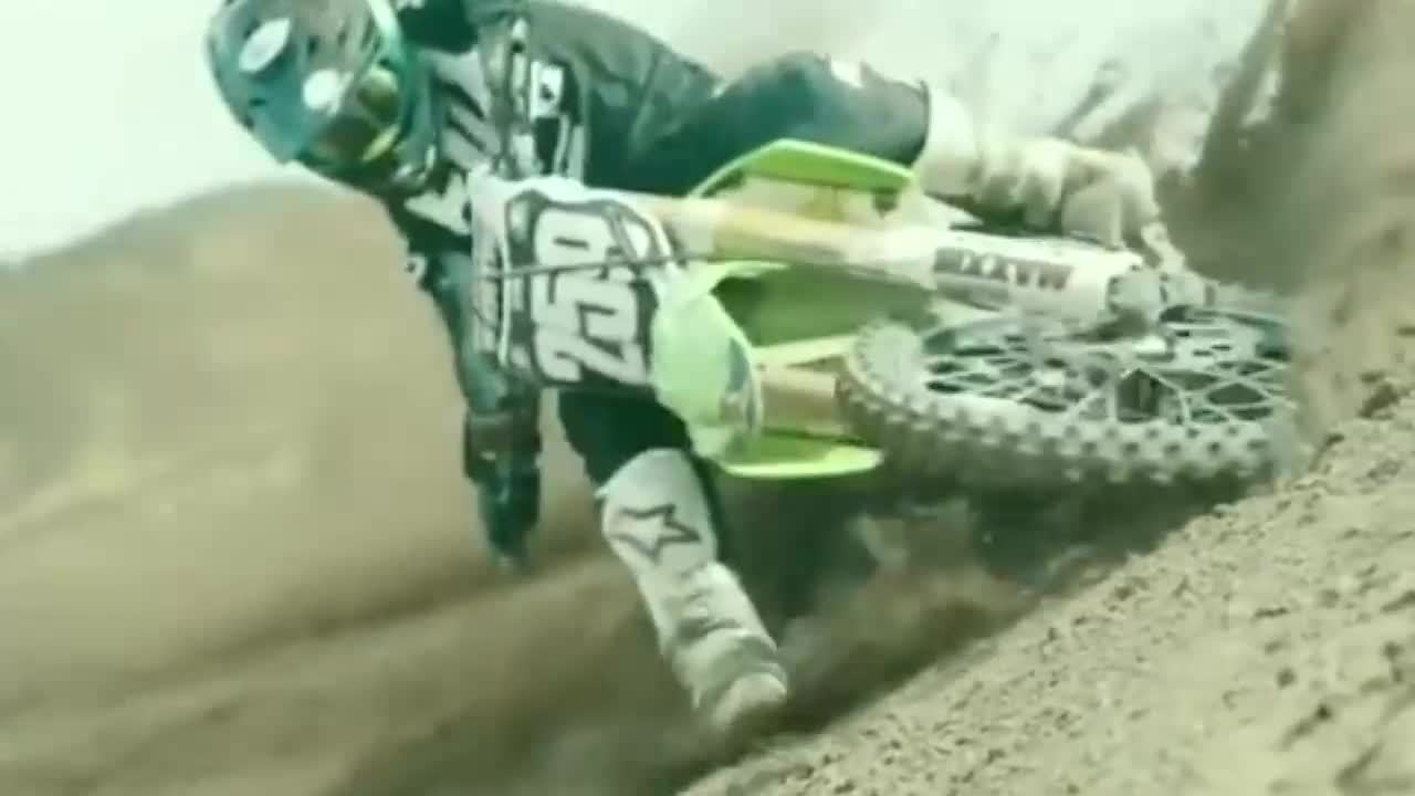 二冲程发动机的爆发力为什么这么强?