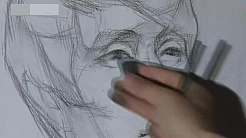 素描教程视频 静物 素描网站 素描正确握笔姿势图解