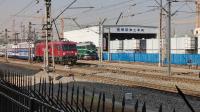 20201108 111915 陇海铁路客车T268次列车出西安站