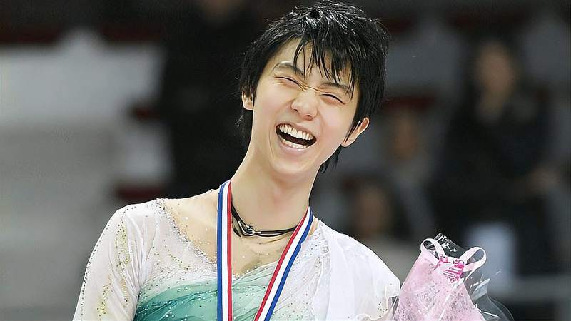 获央视诗意赞美,为什么羽生结弦能受到国人喜爱?