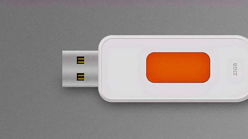 美国街头角落出现USB接口,电脑接上到底会怎样?测试后惊喜连连!