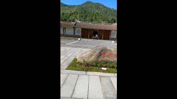 学习强国 党支部组织来到家乡建国时的第一个党支部学习