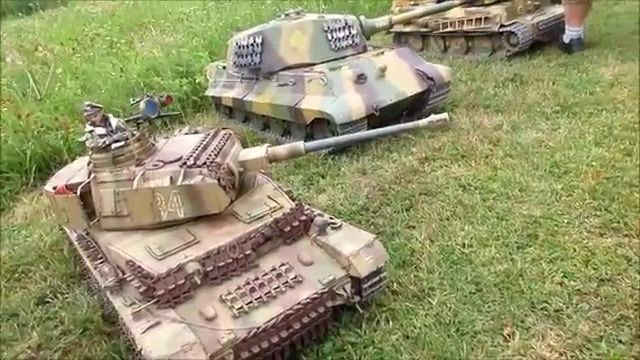 仿真坦克模型,场上的车辆,有的坦克游戏里面有,有的可没有!