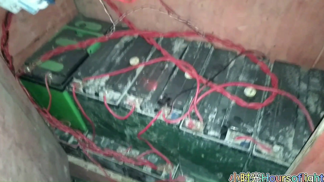 家用全自动太阳能发电系统,断电自动转换,效果杠杠的