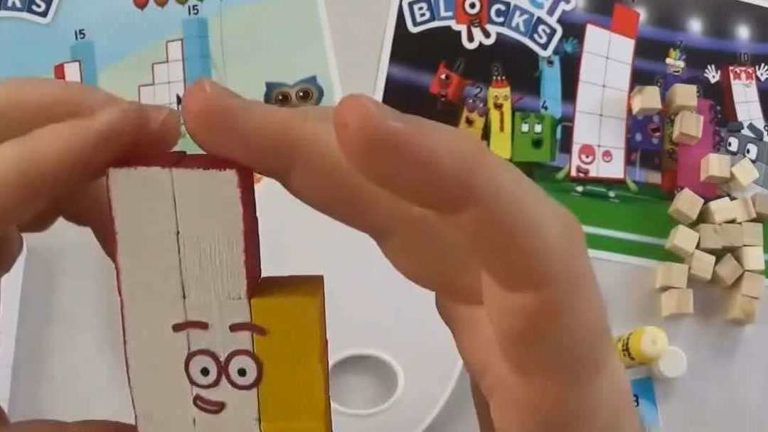 数字积木 早教动画:数字积木玩具 数字完成了一个 这是数字几?