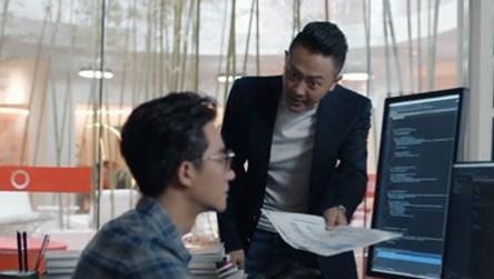 《创业时代》快递包装上微信公众号穿帮