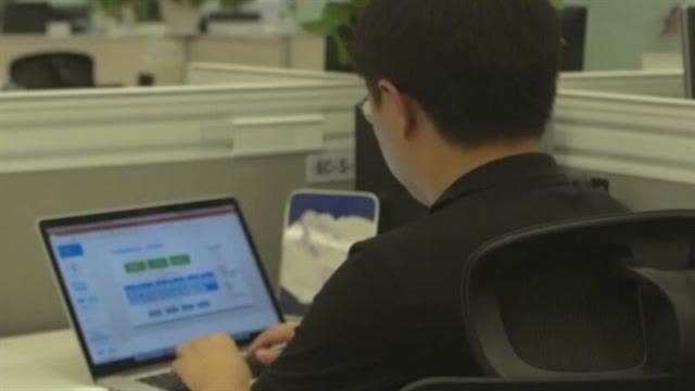 学通信工程被骗6千,大学生一气之下攻破骗子后台,网友:牛!