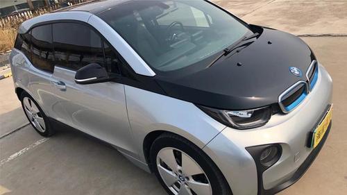 独特的宝马电动汽车