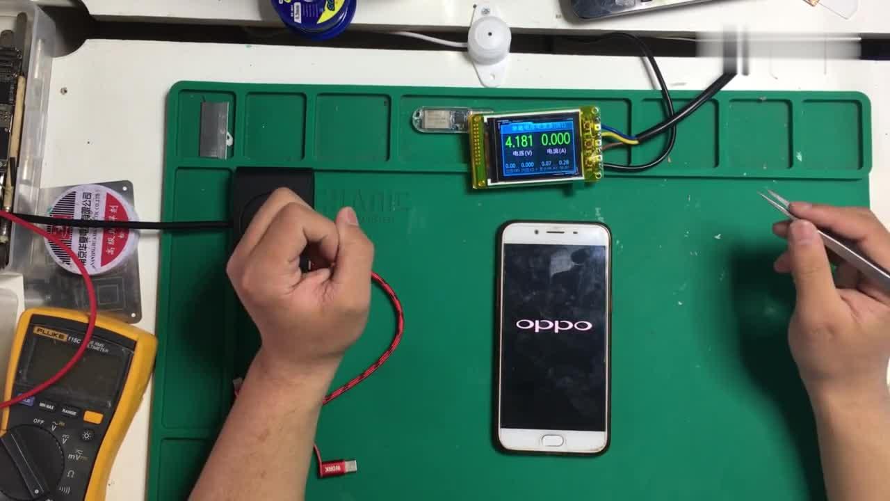 OPPO R9S开机卡在LOGO界面,不拆机一招轻松修复!视频中找亮点